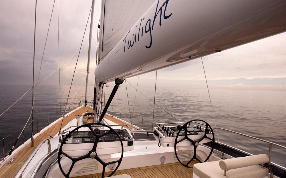 125 Flybridge Yachts | Oyster Yachts