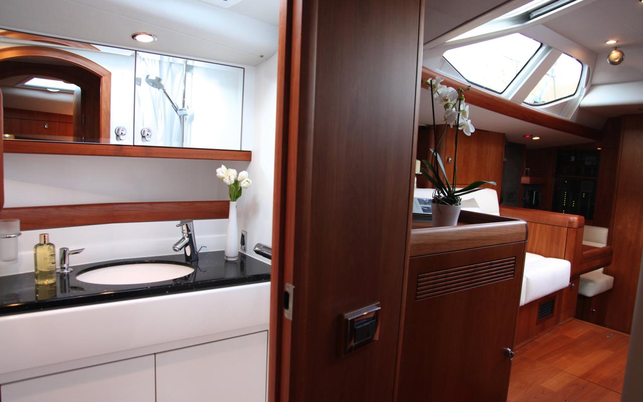 Oyster 46 | Oyster Yachts