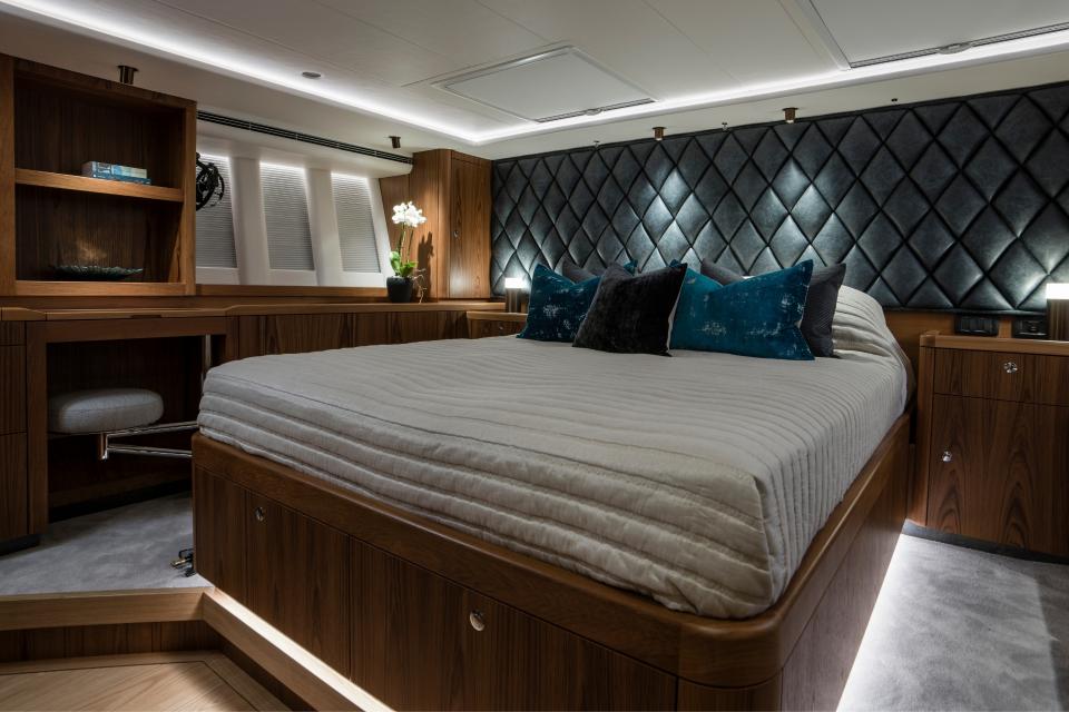 70 Foot Yacht | Oyster 675 | Ocean Sailboat | Oyster Yachts