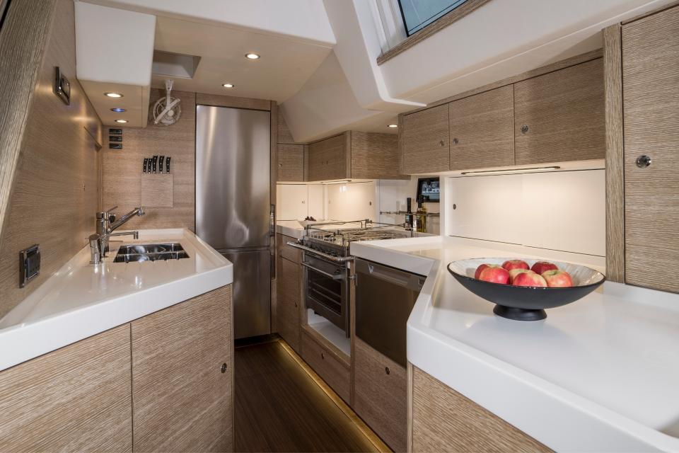 70 Foot Yacht | Oyster 675 | Ocean Sailboat | Oyster Yachts