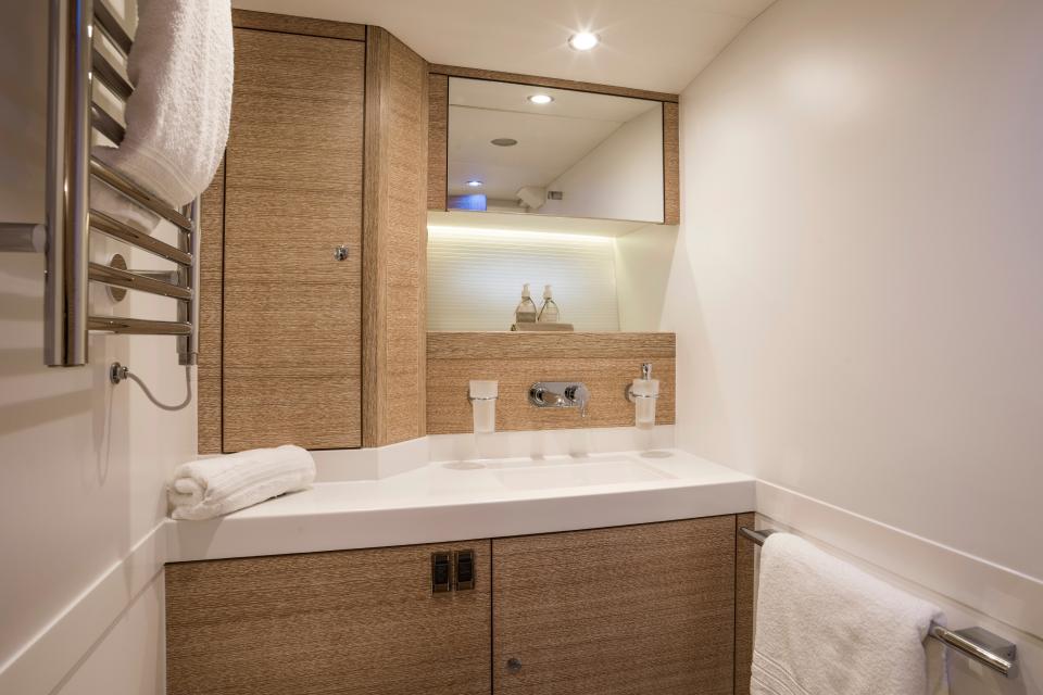 70 Foot Yacht | Oyster 675 | Ocean Sailboat | Oyster Yachts