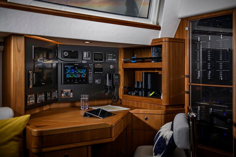 70 Foot Yacht | Oyster 675 | Ocean Sailboat | Oyster Yachts