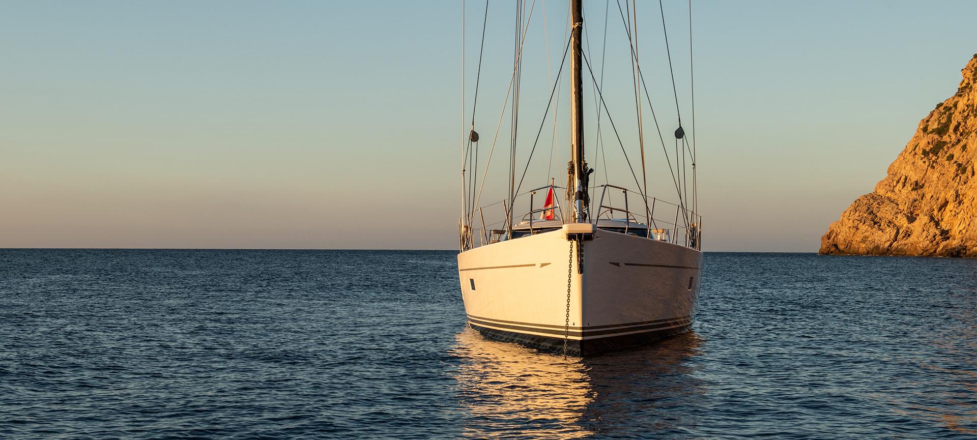 Oyster 745 | 75 Foot Yacht | Offshore Sailboat | Oyster Yachts