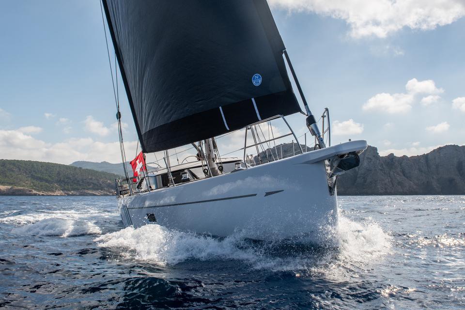 Oyster 745 | 75 Foot Yacht | Offshore Sailboat | Oyster Yachts