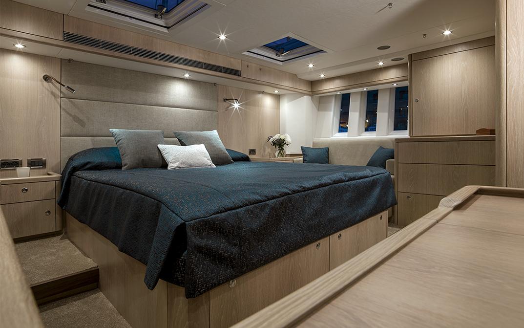 Oyster 745 75 Foot Sailboat | Offshore Sailboat | Oyster Yachts