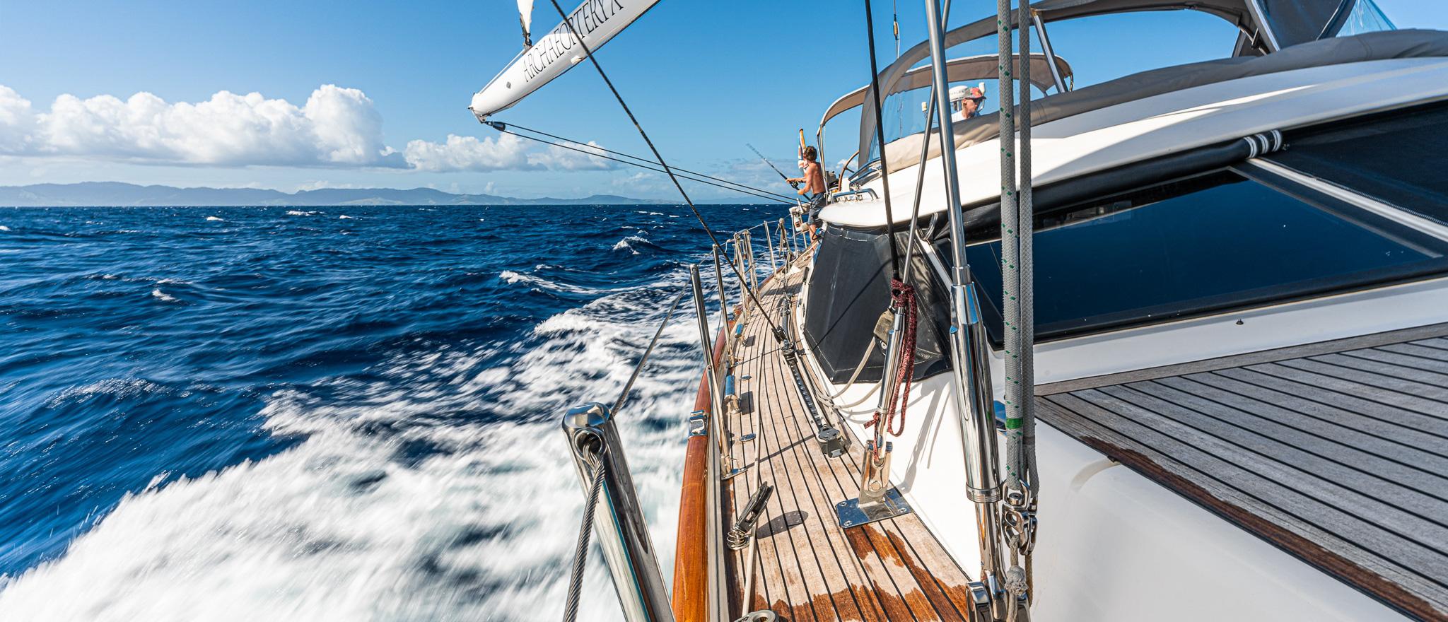 Team work and spreading the load | Oyster Yachts