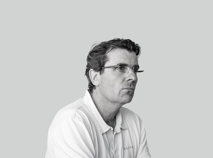 Contact Us | Oyster Yachts